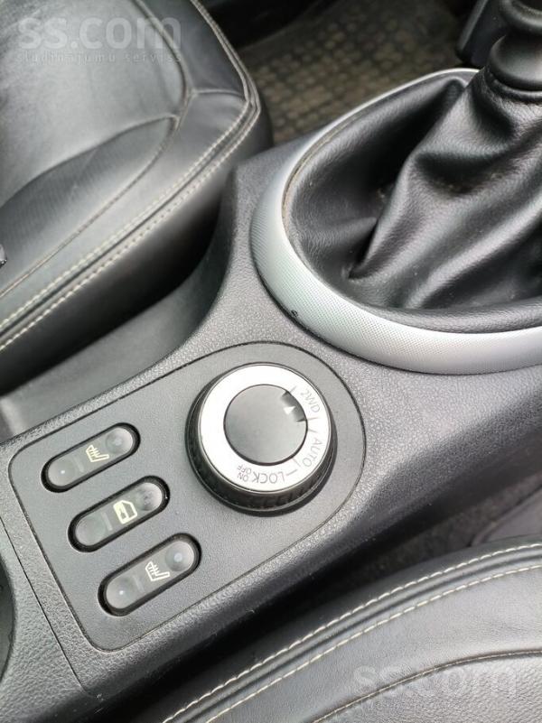 Melns Nissan Qashqai 2008 Rīga, ar dzinēja tilpumu 2.00 L un nobraukumu 303 tūkst. km par 3500 €, foto 7 vietnē AUTOMOTO.COM.LV