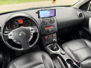 Melns Nissan Qashqai 2008 Jelgava, ar dzinēja tilpumu 2.00 L un nobraukumu 314 tūkst. km par 2850 €, foto 7 vietnē AUTOMOTO.COM.LV