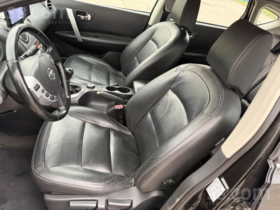 Melns Nissan Qashqai 2008 Jelgava, ar dzinēja tilpumu 2.00 L un nobraukumu 314 tūkst. km par 2850 €, foto 8 vietnē AUTOMOTO.COM.LV