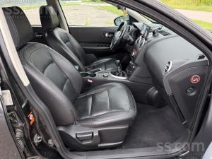 Melns Nissan Qashqai 2008 Jelgava, ar dzinēja tilpumu 2.00 L un nobraukumu 314 tūkst. km par 2850 €, foto 9 vietnē AUTOMOTO.COM.LV