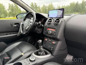 Melns Nissan Qashqai 2008 Jelgava, ar dzinēja tilpumu 2.00 L un nobraukumu 314 tūkst. km par 2850 €, foto 11 vietnē AUTOMOTO.COM.LV