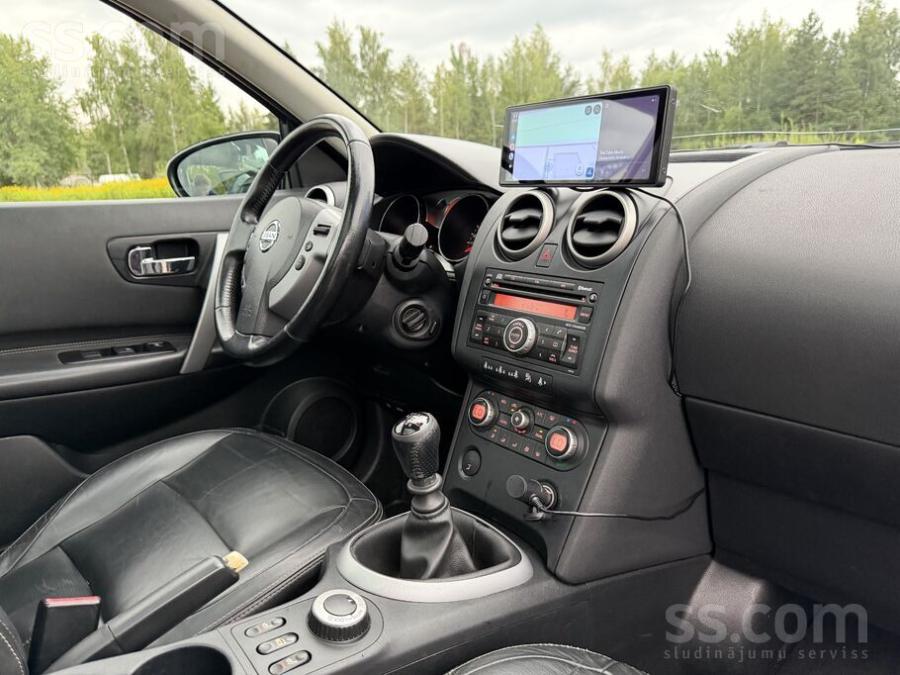 Melns Nissan Qashqai 2008 Jelgava, ar dzinēja tilpumu 2.00 L un nobraukumu 314 tūkst. km par 2850 €, foto 11 vietnē AUTOMOTO.COM.LV