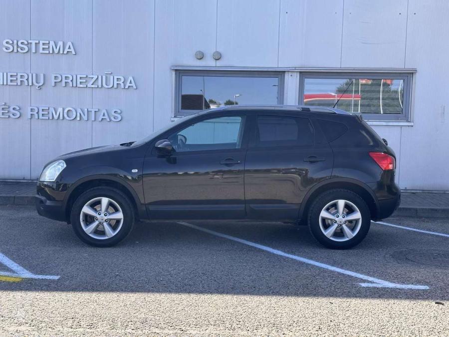 Melns Nissan Qashqai 2008 Jonava, ar dzinēja tilpumu 1.46 L un nobraukumu 280 tūkst. km par 3499 €, foto 4 vietnē AUTOMOTO.COM.LV