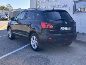 Melns Nissan Qashqai 2008 Jonava, ar dzinēja tilpumu 1.46 L un nobraukumu 280 tūkst. km par 3499 €, foto 5 vietnē AUTOMOTO.COM.LV