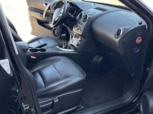 Melns Nissan Qashqai 2008 Jonava, ar dzinēja tilpumu 1.46 L un nobraukumu 280 tūkst. km par 3499 €, foto 26 vietnē AUTOMOTO.COM.LV