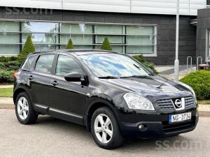 Black Nissan Qashqai 2008 in Riga, with an engine capacity of 2.00 L and mileage of 275 thousand km for 2990 €, photo  on AUTOMOTO.COM.LV