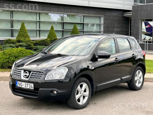 Black Nissan Qashqai 2008 in Riga, with an engine capacity of 2.00 L and mileage of 275 thousand km for 2990 €, photo 7 on AUTOMOTO.COM.LV