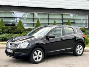 Black Nissan Qashqai 2008 in Riga, with an engine capacity of 2.00 L and mileage of 275 thousand km for 2990 €, photo 9 on AUTOMOTO.COM.LV