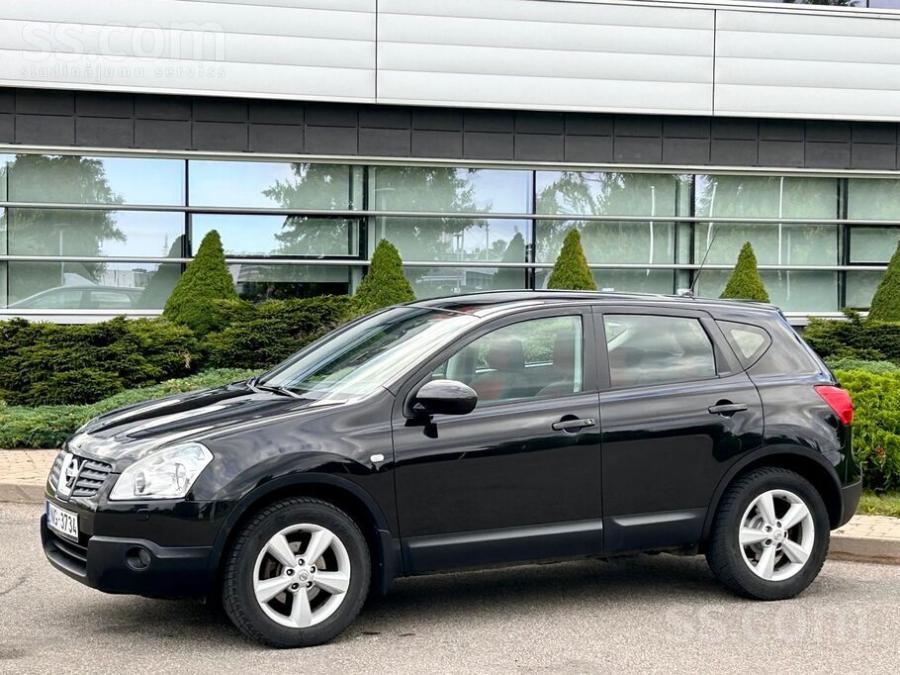 Black Nissan Qashqai 2008 in Riga, with an engine capacity of 2.00 L and mileage of 275 thousand km for 2990 €, photo 10 on AUTOMOTO.COM.LV
