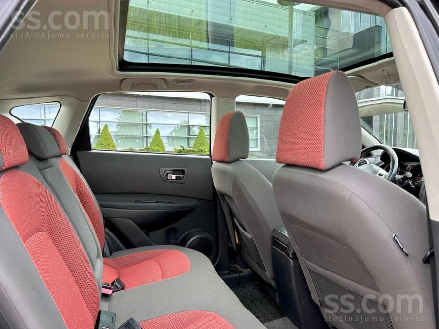 Black Nissan Qashqai 2008 in Riga, with an engine capacity of 2.00 L and mileage of 275 thousand km for 2990 €, photo 19 on AUTOMOTO.COM.LV