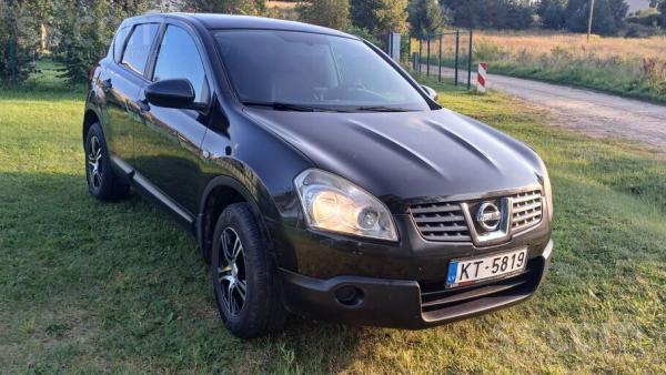 Black Nissan Qashqai 2008 in Rezekne, with an engine capacity of 1.50 L and mileage of 256 thousand km for 3500 €, photo 1 on AUTOMOTO.COM.LV