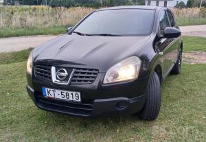Black Nissan Qashqai 2008 in Rezekne, with an engine capacity of 1.50 L and mileage of 256 thousand km for 3500 €, photo  on AUTOMOTO.COM.LV