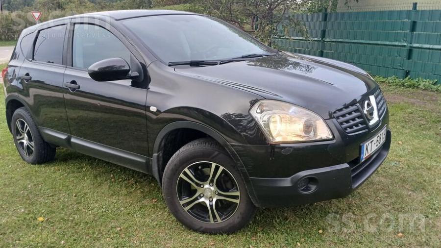 Melns Nissan Qashqai 2008 Rēzekne, ar dzinēja tilpumu 1.50 L un nobraukumu 256 tūkst. km par 3500 €, foto 3 vietnē AUTOMOTO.COM.LV