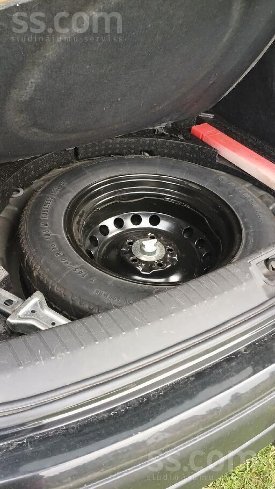 Melns Nissan Qashqai 2008 Rēzekne, ar dzinēja tilpumu 1.50 L un nobraukumu 256 tūkst. km par 3500 €, foto 9 vietnē AUTOMOTO.COM.LV