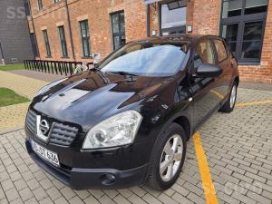 Black Nissan Qashqai 2008 in Bauska, with an engine capacity of 2.00 L and mileage of 290 thousand km for 5190 €, photo  on AUTOMOTO.COM.LV