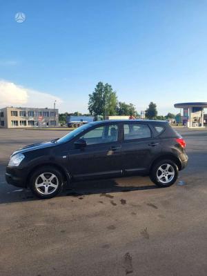 Black Nissan Qashqai 2008 in Pasvalys, with an engine capacity of 2.00 L and mileage of 274 thousand km for 2400 €, photo  on AUTOMOTO.COM.LV
