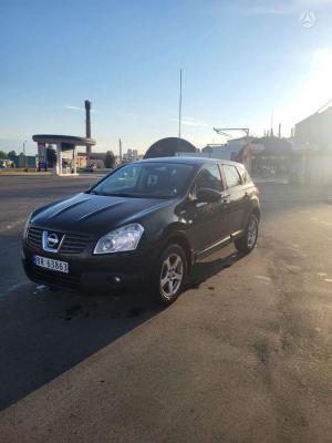 Black Nissan Qashqai 2008 in Pasvalys, with an engine capacity of 2.00 L and mileage of 274 thousand km for 2400 €, photo 5 on AUTOMOTO.COM.LV