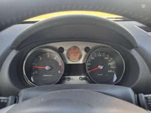 Black Nissan Qashqai 2008 in Pasvalys, with an engine capacity of 2.00 L and mileage of 274 thousand km for 2400 €, photo 9 on AUTOMOTO.COM.LV