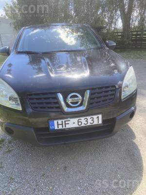 Black Nissan Qashqai 2008 in Bauska, with an engine capacity of 2.00 L and mileage of 267 thousand km for 2500 €, photo  on AUTOMOTO.COM.LV