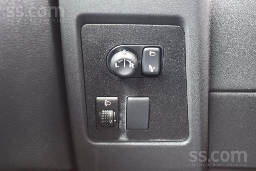 Melns Nissan Qashqai 2008 Kuldīga, ar dzinēja tilpumu 1.50 L un nobraukumu 0 tūkst. km par 3350 €, foto 15 vietnē AUTOMOTO.COM.LV