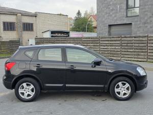 Black Nissan Qashqai 2008 in Silute, with an engine capacity of 2.00 L and mileage of 280 thousand km for 3600 €, photo 3 on AUTOMOTO.COM.LV