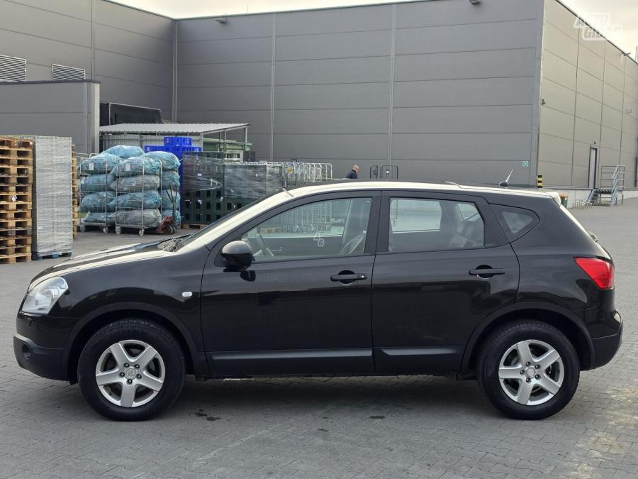 Black Nissan Qashqai 2008 in Silute, with an engine capacity of 2.00 L and mileage of 280 thousand km for 3600 €, photo 8 on AUTOMOTO.COM.LV