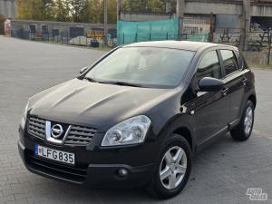 Black Nissan Qashqai 2008 in Silute, with an engine capacity of 2.00 L and mileage of 280 thousand km for 3600 €, photo 11 on AUTOMOTO.COM.LV