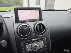 Black Nissan Qashqai 2008 in Silute, with an engine capacity of 2.00 L and mileage of 280 thousand km for 3600 €, photo 16 on AUTOMOTO.COM.LV