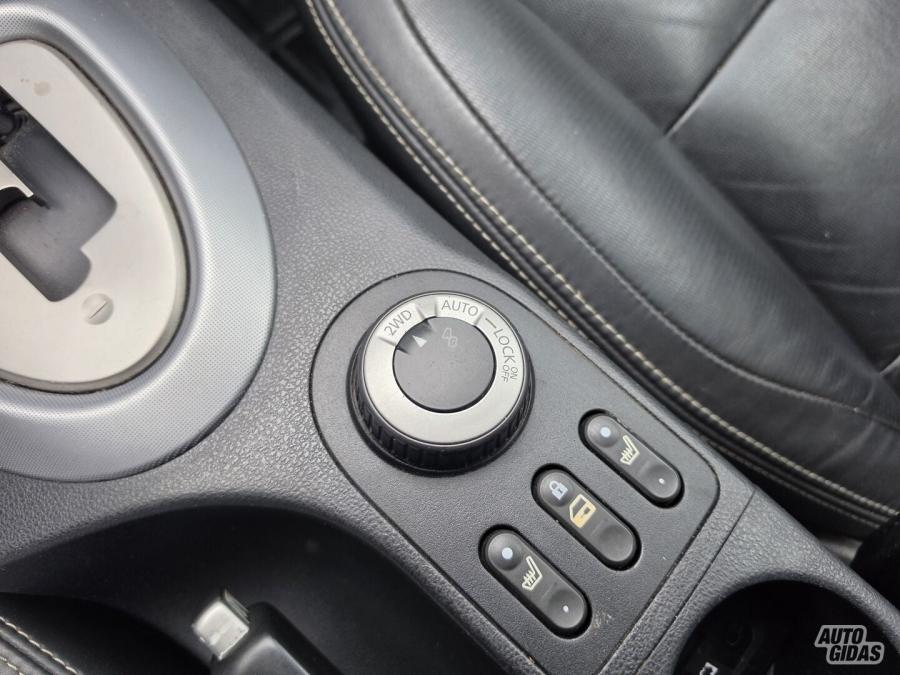 Black Nissan Qashqai 2008 in Silute, with an engine capacity of 2.00 L and mileage of 280 thousand km for 3600 €, photo 17 on AUTOMOTO.COM.LV