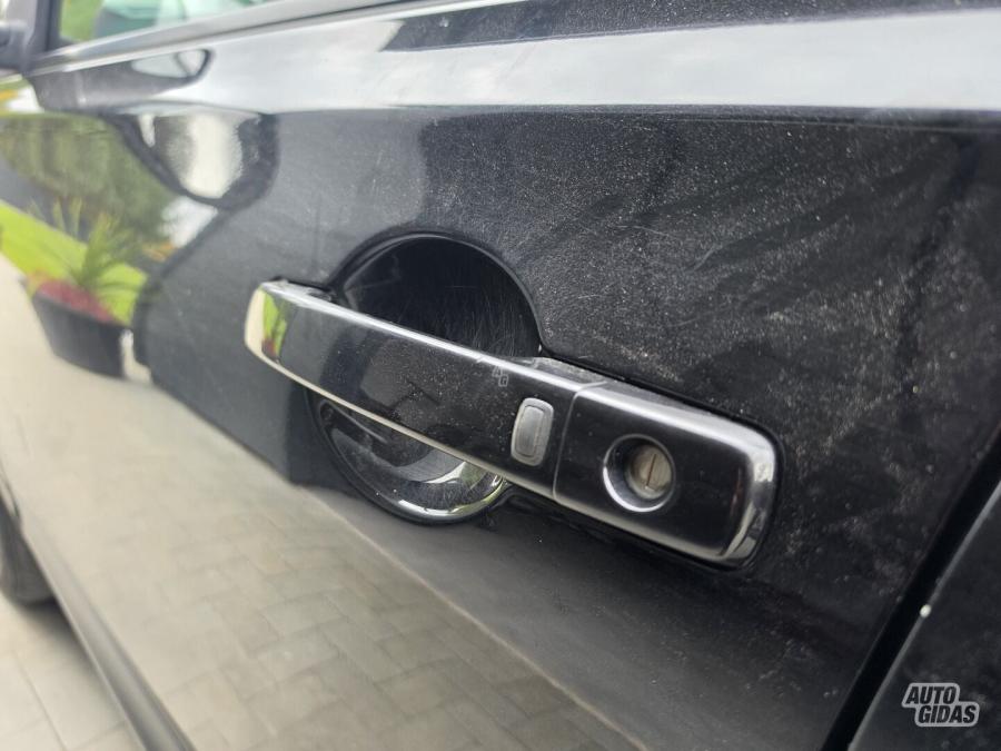 Black Nissan Qashqai 2008 in Silute, with an engine capacity of 2.00 L and mileage of 280 thousand km for 3600 €, photo 19 on AUTOMOTO.COM.LV