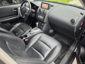Black Nissan Qashqai 2008 in Silute, with an engine capacity of 2.00 L and mileage of 280 thousand km for 3600 €, photo 21 on AUTOMOTO.COM.LV