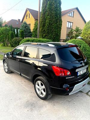 Melns Nissan Qashqai 2009 Jelgava, ar dzinēja tilpumu 2.00 L un nobraukumu 320 tūkst. km par 3950 €, foto 2 vietnē AUTOMOTO.COM.LV