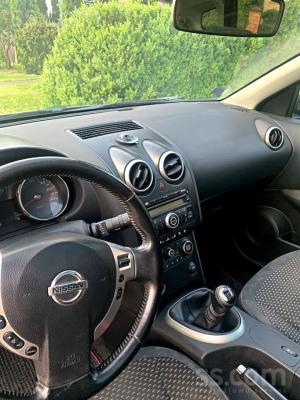 Melns Nissan Qashqai 2009 Jelgava, ar dzinēja tilpumu 2.00 L un nobraukumu 320 tūkst. km par 3950 €, foto 5 vietnē AUTOMOTO.COM.LV