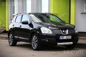 Black Nissan Qashqai 2009 in Riga, with an engine capacity of 2.00 L and mileage of 0 thousand km for 3995 €, photo 4 on AUTOMOTO.COM.LV