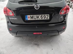 Black Nissan Qashqai 2009 in Ignalina, with an engine capacity of 1.50 L and mileage of 222 thousand km for 2899 €, photo 5 on AUTOMOTO.COM.LV