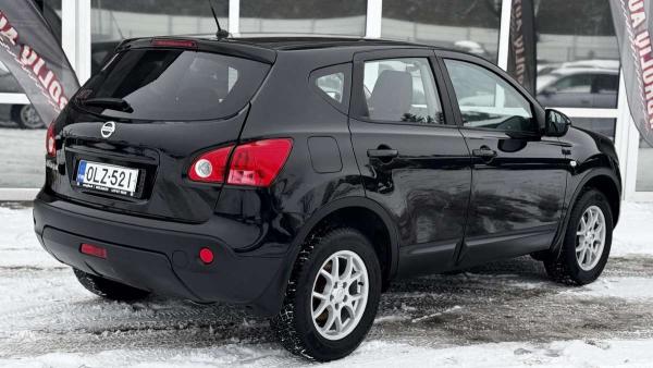 Melns Nissan Qashqai 2009 Radviliškis, ar dzinēja tilpumu 2.00 L un nobraukumu 279 tūkst. km par 4650 €, foto 10 vietnē AUTOMOTO.COM.LV