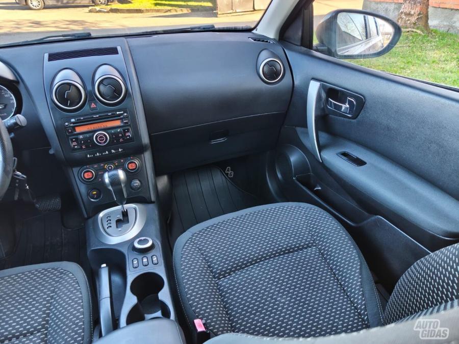 Melns Nissan Qashqai 2009 Šauļi, ar dzinēja tilpumu 2.00 L un nobraukumu 218 tūkst. km par 3990 €, foto 10 vietnē AUTOMOTO.COM.LV
