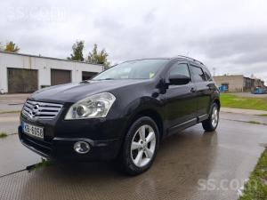 Black Nissan Qashqai 2009 in Riga, with an engine capacity of 2.00 L and mileage of 302 thousand km for 3500 €, photo  on AUTOMOTO.COM.LV