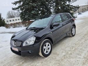Melns Nissan Qashqai 2009 Jēkabpils, ar dzinēja tilpumu 1.50 L un nobraukumu 293 tūkst. km par 5290 €, foto  vietnē AUTOMOTO.COM.LV