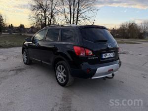 Черный Ниссан Кашкай 2009 в Огре, объемом двигателя 2.00 л и пробегом 267 тыс. км за 3290 €, фото 7 на AUTOMOTO.COM.LV