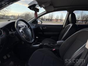 Черный Ниссан Кашкай 2009 в Огре, объемом двигателя 2.00 л и пробегом 267 тыс. км за 3290 €, фото 12 на AUTOMOTO.COM.LV