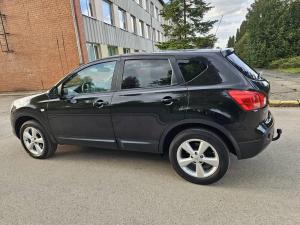 Melns Nissan Qashqai 2009 Jēkabpils, ar dzinēja tilpumu 2.00 L un nobraukumu 243 tūkst. km par 5490 €, foto 10 vietnē AUTOMOTO.COM.LV