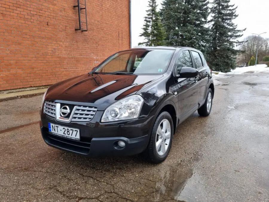 Melns Nissan Qashqai 2009 Jēkabpils, ar dzinēja tilpumu 2.00 L un nobraukumu 205 tūkst. km par 5800 €, foto 3 vietnē AUTOMOTO.COM.LV