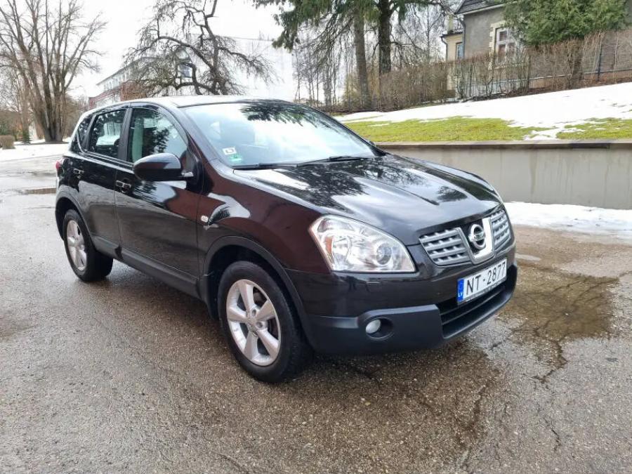 Melns Nissan Qashqai 2009 Jēkabpils, ar dzinēja tilpumu 2.00 L un nobraukumu 205 tūkst. km par 5800 €, foto 5 vietnē AUTOMOTO.COM.LV