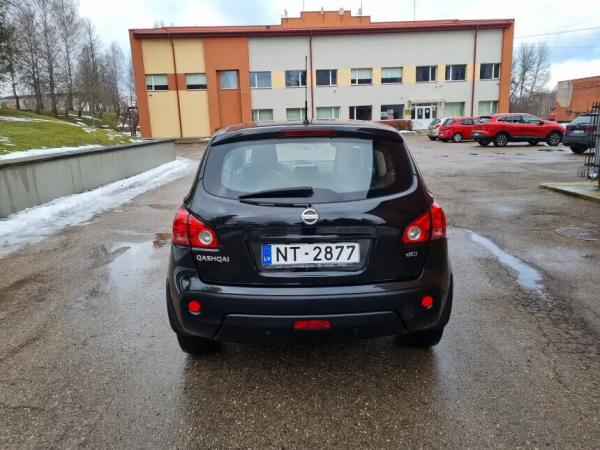 Melns Nissan Qashqai 2009 Jēkabpils, ar dzinēja tilpumu 2.00 L un nobraukumu 205 tūkst. km par 5800 €, foto 7 vietnē AUTOMOTO.COM.LV