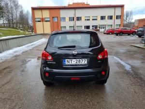 Melns Nissan Qashqai 2009 Jēkabpils, ar dzinēja tilpumu 2.00 L un nobraukumu 205 tūkst. km par 5800 €, foto 8 vietnē AUTOMOTO.COM.LV
