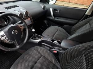 Melns Nissan Qashqai 2009 Jēkabpils, ar dzinēja tilpumu 2.00 L un nobraukumu 205 tūkst. km par 5800 €, foto 12 vietnē AUTOMOTO.COM.LV