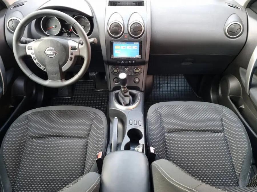Melns Nissan Qashqai 2009 Jēkabpils, ar dzinēja tilpumu 2.00 L un nobraukumu 205 tūkst. km par 5800 €, foto 19 vietnē AUTOMOTO.COM.LV
