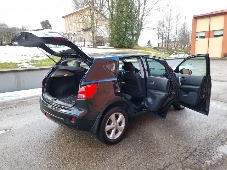 Melns Nissan Qashqai 2009 Jēkabpils, ar dzinēja tilpumu 2.00 L un nobraukumu 205 tūkst. km par 5800 €, foto 21 vietnē AUTOMOTO.COM.LV