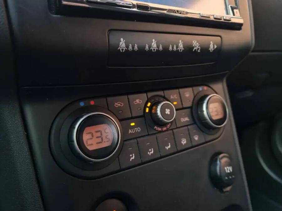 Melns Nissan Qashqai 2009 Jēkabpils, ar dzinēja tilpumu 2.00 L un nobraukumu 205 tūkst. km par 5800 €, foto 28 vietnē AUTOMOTO.COM.LV